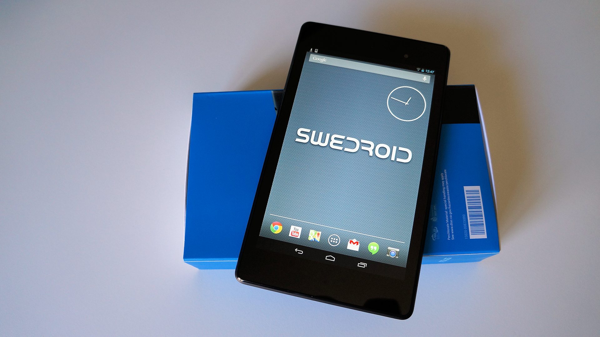 Vi packar upp Google Nexus 7 2013 [Unboxing] - Swedroid