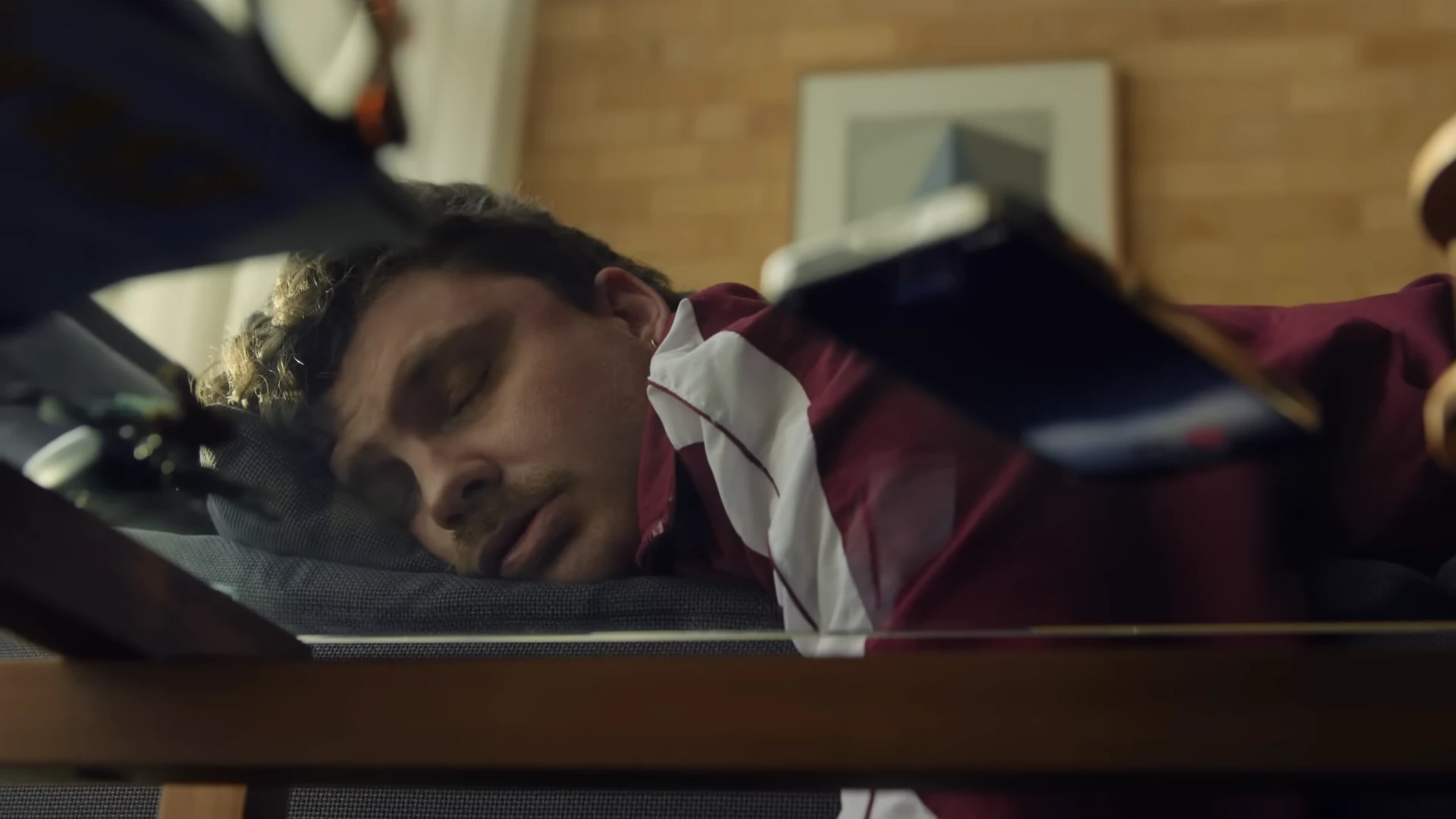 Google gör reklam för Gemini Live: röstsamtal med AI - Swedroid